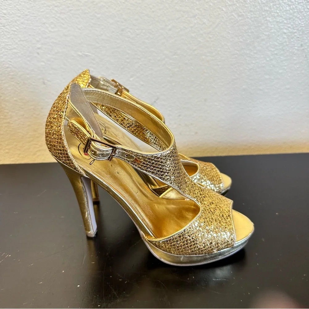 Shoes | Gold Sparkle Glitter High Heels | Poshmark